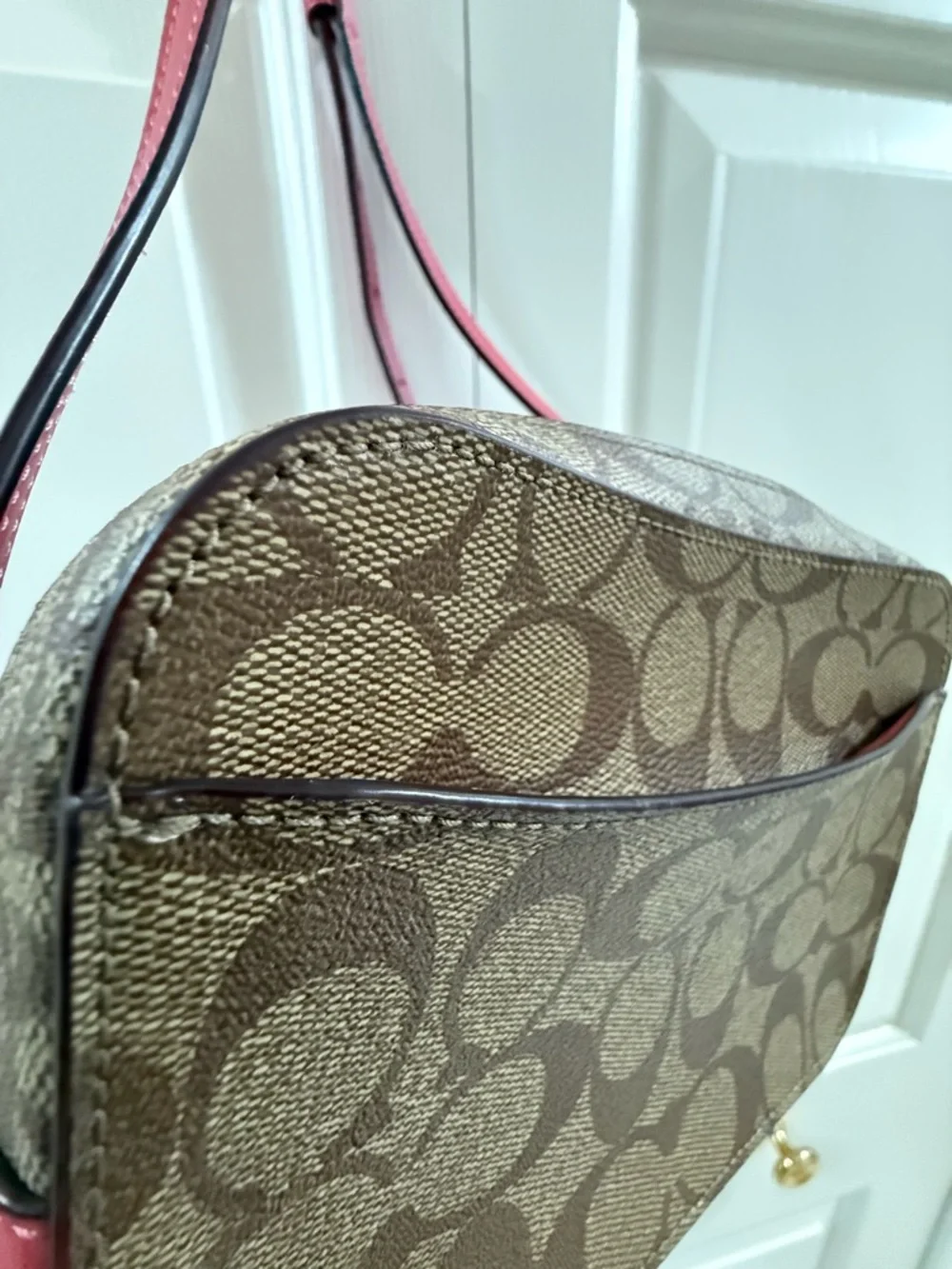 Coach | Bags | Coach Signature Camera Crossbody Bag In Brown Monogram ...
